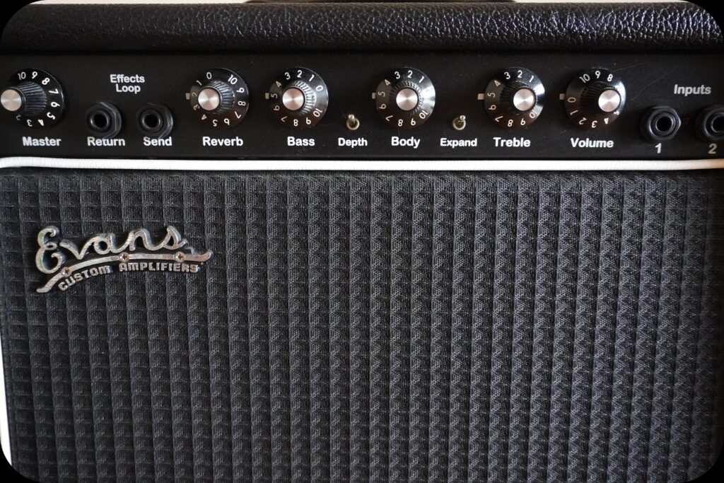 イメージのジャズトーンをこのジャズアンプで手に入れる！| Evans Custom Amplifiers|